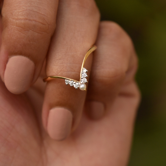 Deep Chevron V Ring with Natural Diamonds and Pearl in 14K Solid Gold ...